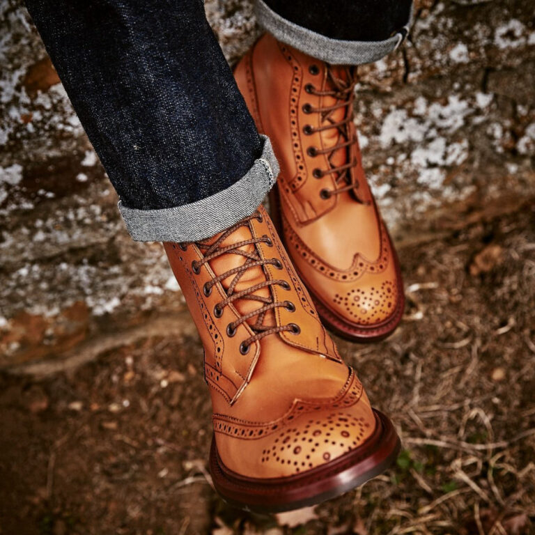 Trickers Stow Country Boot - Acorn - Dainite Rubber Sole - Anandshoes ...